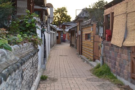 무료 이미지 보도 도시 골목 시골집 재산 안마당 이웃 부동산 옆길 대한민국 주거 지역 전주 옥외 구조물