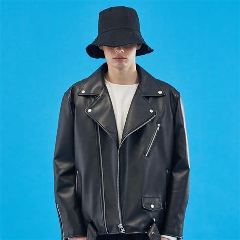 아이콘 엔플라잉 보이넥스트도어 착용 Men 오버핏 마일드레더 라이더자켓 벨트탈부착 감도 깊은 취향 셀렉트샵 29cm