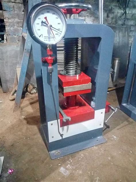 Analog Compression Testing Machine Kn Hand Operated For Industrial Masta Company At