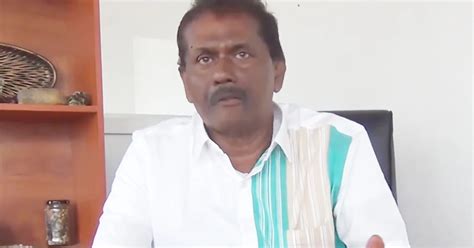 ජනාධිපති අපේක්‍ෂකයෙකු මාධ්‍ය අමතයි… තමනට ඡන්දය නොඉල්ලයි රට බේරාගත් අපේක්‍ෂකට දෙන්නැයි කියයි