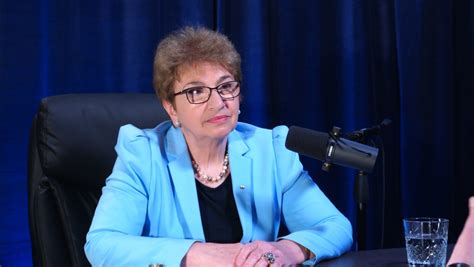 Меглена Плугчиева в подкаста на Явор Дачков Сега не е моментът да влизаме в еврозоната