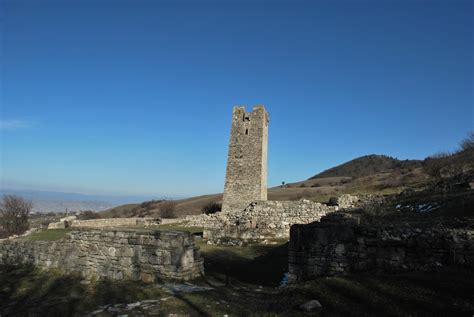 გიორგი სააკაძის ციხე კოშკი კასპის რაიონი • About Ge