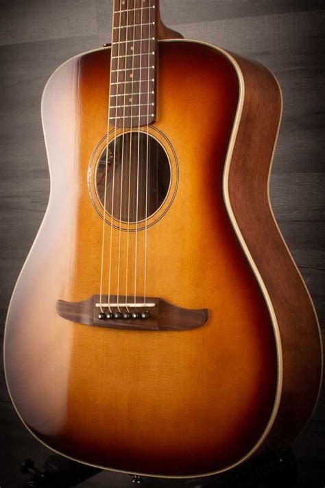 Fender Malibu Classic Aged Cognac Burst Musicstreet