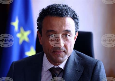 Коалиция Продължаваме промяната регистрира листата си във Варна за предстоящите избори Утро