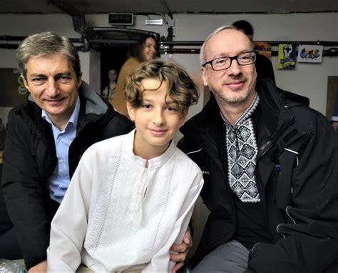 Майже мільйон переглядів зібрав юний ковельчанин який заспівав в укритті