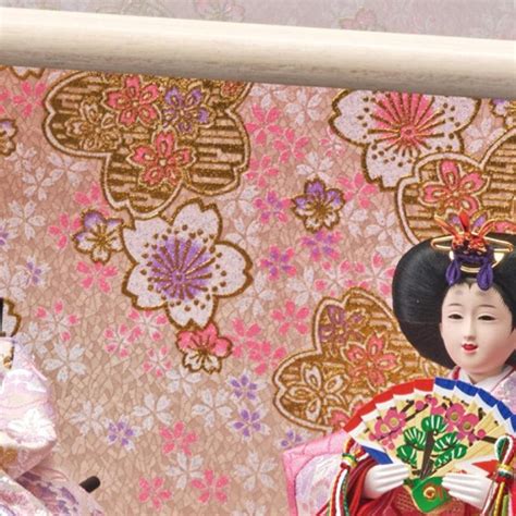 雛人形 ケース飾り 真琴 小三五 親王飾り 幅49cm 六角w アクリルケース オークぼかし F4 4 2025 Fg 4 4 さくら