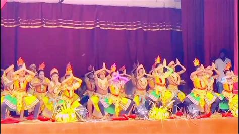 කබුළුමුල්ල ළමා මිතුරු ආදර්ශ විද්‍යාලයේ 4 වසර සිසු දරුවන්ගේ නර්තනයක් Youtube