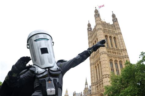 Count Binface Elmo And Ai Steve Among The Uk Elections Unusual