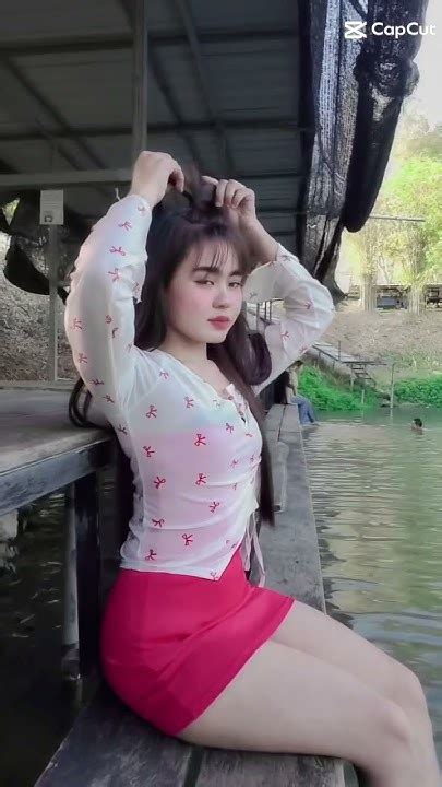 မှုန်နေအောင်လှ အလှလေး ချစ်စရာ မြန်မာမလေး အိုး အကိတ်တလိုင်း အကိတ်က
