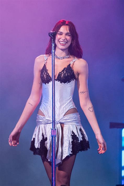 Dua Lipa Glastonbury June 28 2024 Star Style