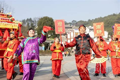 湖北秭归：民俗展演闹新春 人民图片网