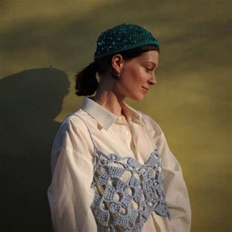 Чепчик с пайетками