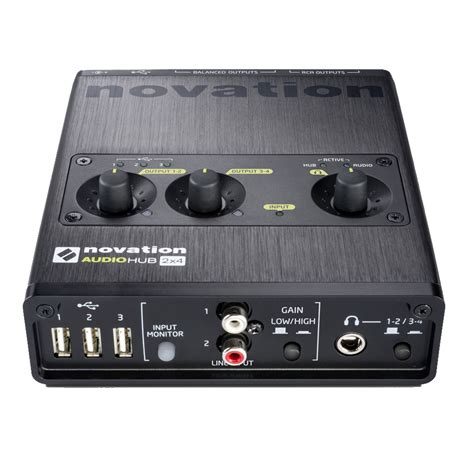 DISC Novation Audiohub 2x4 Audio Interface And USB Hub Gear4music