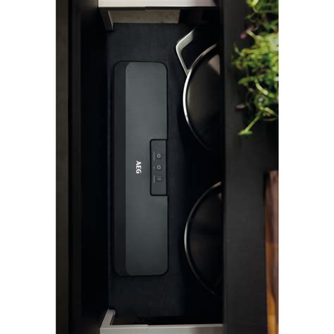 Преносим уред за вакуумиране Aeg