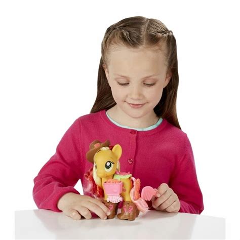 New Applejack And Daisy Dreams Fashion Styles Found Mlp Merch