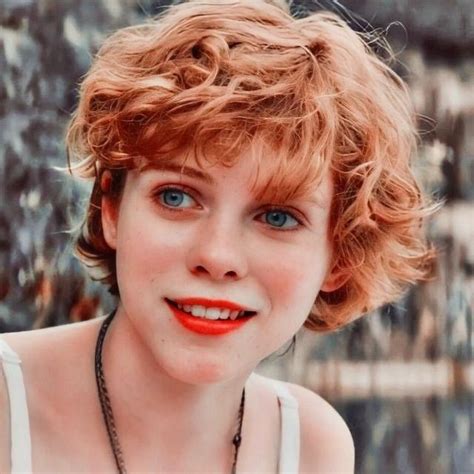 Pin De Eros Cabeça De Nuvem En ♃ Actrices Bonitas Pelo Fotos De