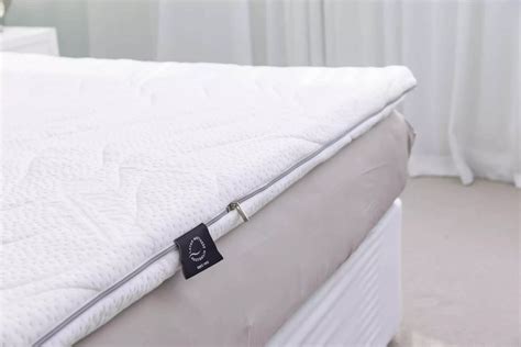 Latex Mattress Topper Bedbuyer Review In 2022 Bedbuyer