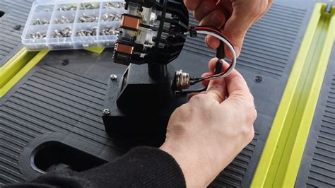 Diy Arc Reactor Cpu Performance Monitor Powered By An Arduino The