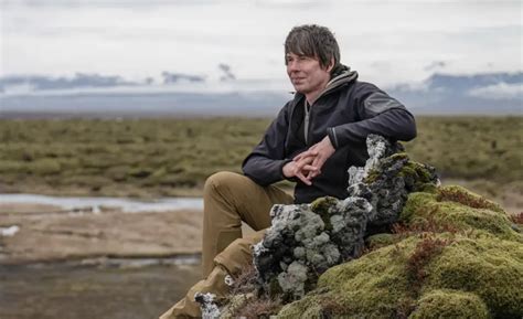 فیلم Solar System منظومه شمسی را آنلاین تماشا کنید کدا