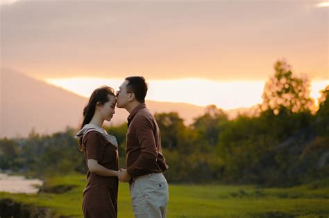 Couple Kiss Affection Free Photo On Pixabay Pixabay