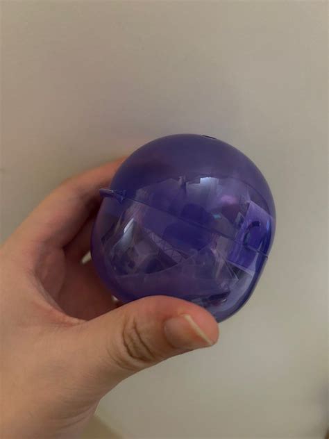 Diseney Pixar Miikke 怪獸公司捉迷藏扭蛋 變色龍蘭度 興趣及遊戲 玩具 And 遊戲類 Carousell