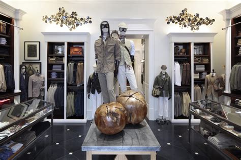 Hackett London store, Milan » Retail Design Blog