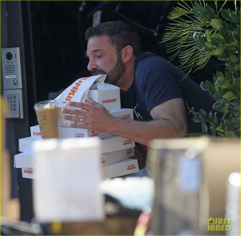 Ben Affleck Balances So Many Dunkin Donuts Boxes While Filming