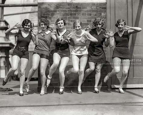 Flappers Dancing