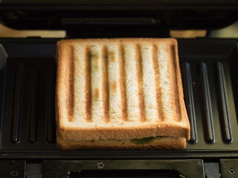 萨莫萨三角饺三明治 必威高尔夫球