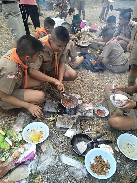 News มิติใหม่วงการลูกเสือ ตั้งเตากินหมูกระทะ แทนการทำอาหาร