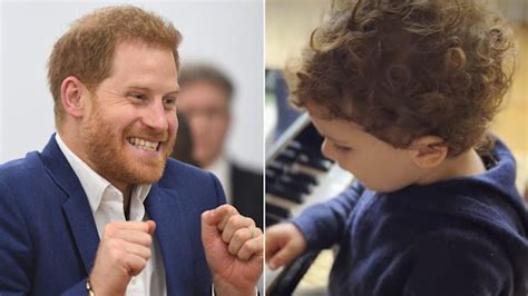 Prince Harrys Hands On Dad Moment With Adorable Son Archie Hello