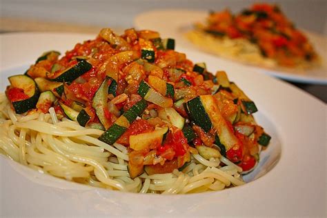 Zucchini Tomatensoße Von Andream Chefkoch Tomatensoße Rezept Gemüse Rezepte Gesund Rezepte