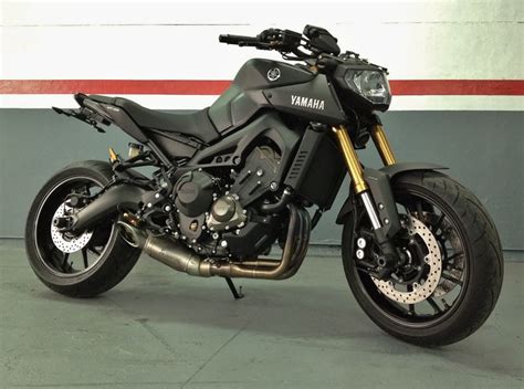 Yamaha Mt09 Matte Black With A Lot Of Extras Puig And A Beauty And Noisy Akrapovic Løver