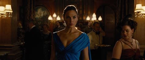 Nackte Gal Gadot In Wonder Woman
