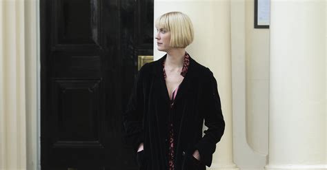 Lauren Lee Smith Actress