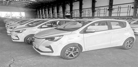 လျှပ်စစ်သုံးမော်တော်ယာဉ်များ ရန်ကုန်ဆိပ်ကမ်းသို့ရောက်ရှိ Myawady Webportal