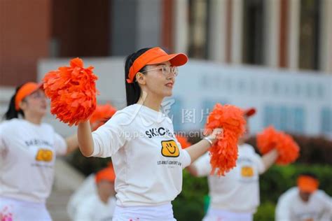 云南陆良：律动校园 活力无限 人民图片网