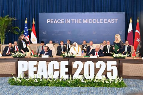 World Leaders Sign Gaza Cease Fire 20 Living Hostages Return To Israel