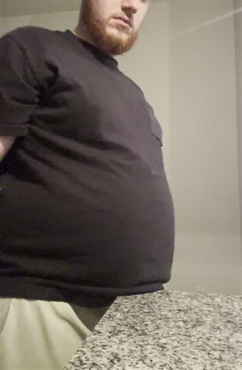 The Gut Gets Closer To The Counter Everyday Tumbex