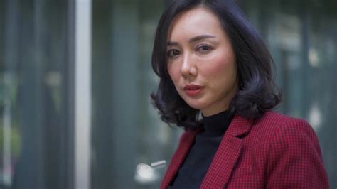 ลิณธิภรณ์ โต้ ก้าวไกล ขวางแจกเงินดิจิทัล 1 หมื่น แจงลดหนี้ทะลุเพดาน