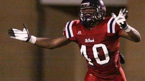 4 Star Inside Linebacker Leo Lewis Commits To Ole Miss