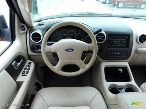 2004 Ford Expedition Eddie Bauer 4x4 Dashboard Photos