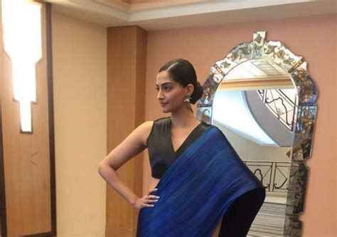 Cannes 2016 Sonam Kapoor Dazzles In Blue Sari On First Day See Pics