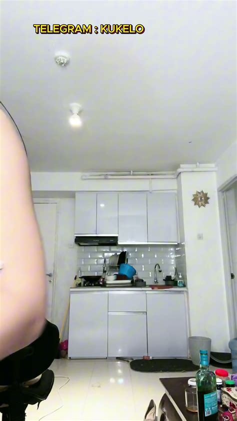 Trixie Eks Sexy Model Sekarang Jadi Betah