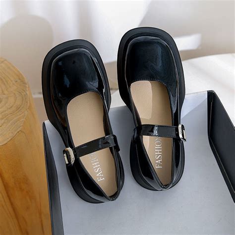 วินเทจแมรี่เจนส์สุภาพสตรีรองเท้ารองเท้าตุ๊กตาสำหรับเวอร์ชั่นเกาหลีใหม่ของป่าส้นหนาตารางนิ้วเท้า