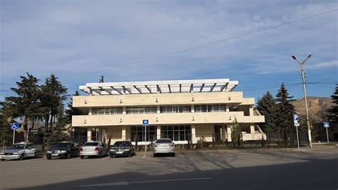 ანა ფერაძის სახელობის სამხატვრო სკოლა გორი