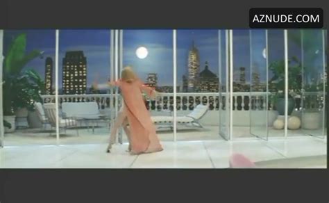 Renee Zellweger Sexy Scene In Down With Love Aznude