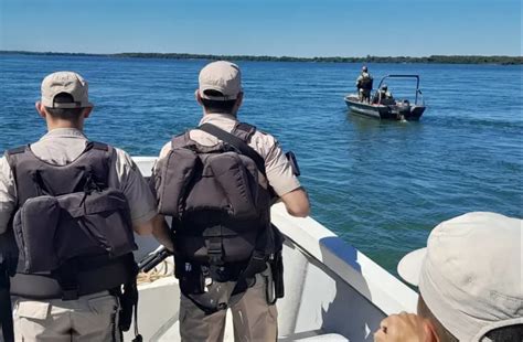 La Pna Cuida El Río Paraná Prefectura Naval Vigila Los Ríos Para