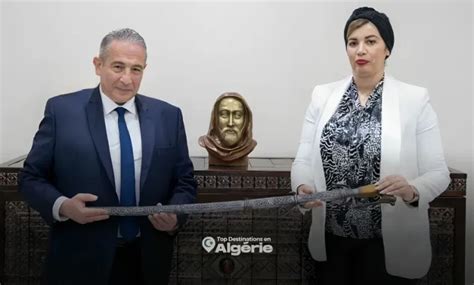 Patrimoine Algérien Le Sabre De LÉmir Abdelkader De Retour En Algérie