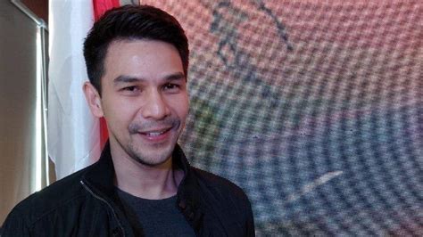 Artis Jonathan Frizzy Ditetapkan Jadi Tersangka Kasus Vape Ilegal